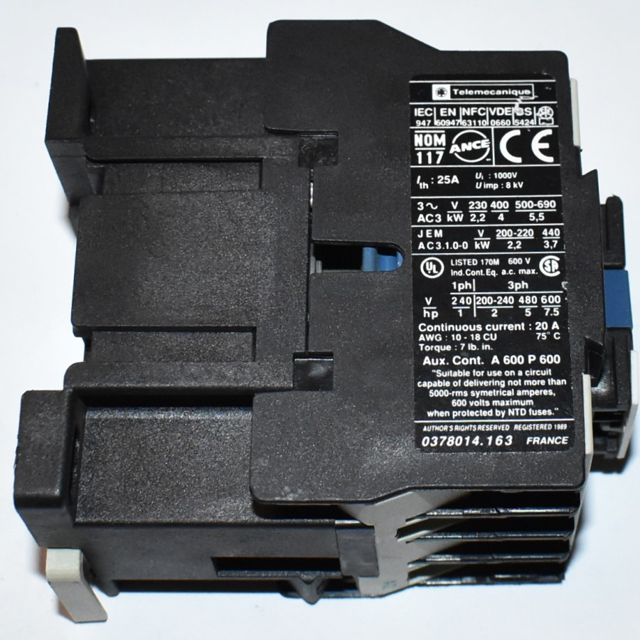 Telemecanique LC1 D09 00 kontaktor - 24V AC Spole - LC1D0900